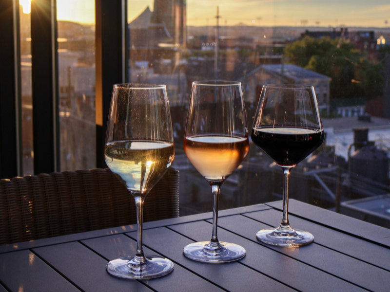 Louisville Kentucky Restaurants - About | High Stakes Rooftop Grill